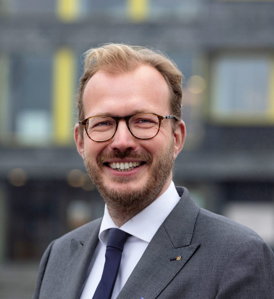 Vijf jaar 8RHK, tien ambassadeurs vertellen. Als tiende: Mark Boumans ...